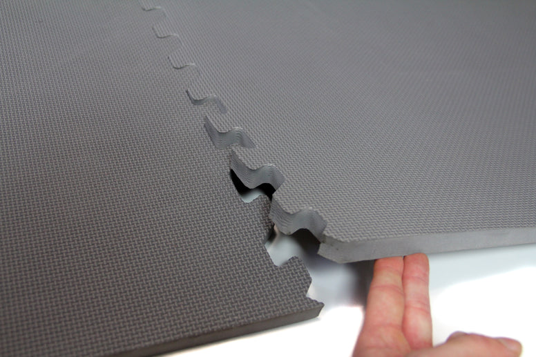 Interlocking Foam Flooring Tiles | Trade Show Joe